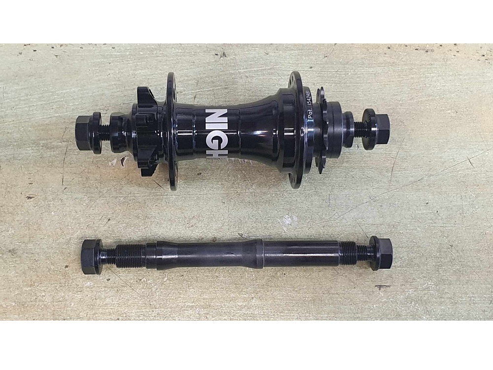 Freenight MTB 135mm/10mm Axle Set - FREE NIGHT BMX